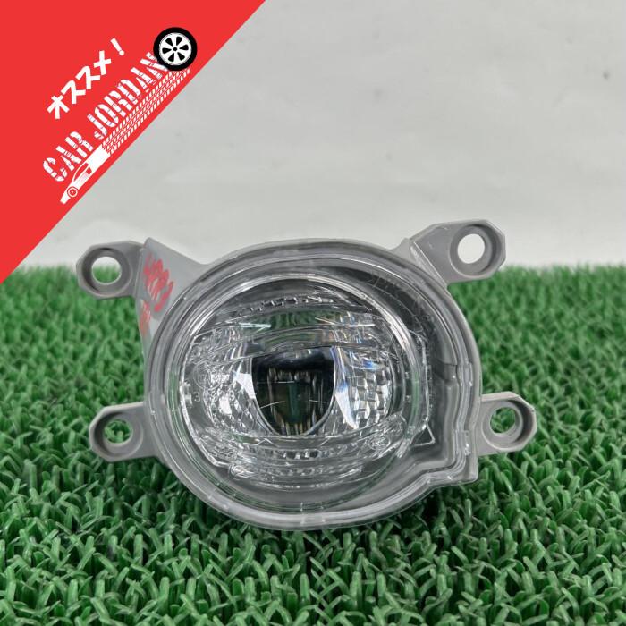 ハリアー MXUA80【フォグランプ LED右(R)】81210-12240 R3 トヨタ (4.3万km) HRR003 : カージョーダン ...
