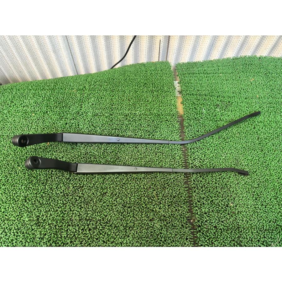 240809-C6 デミオ DY3W フロント ワイパーアーム サビ無し : 中古部品のカーマテ1号店 - 通販 - Yahoo!ショッピング