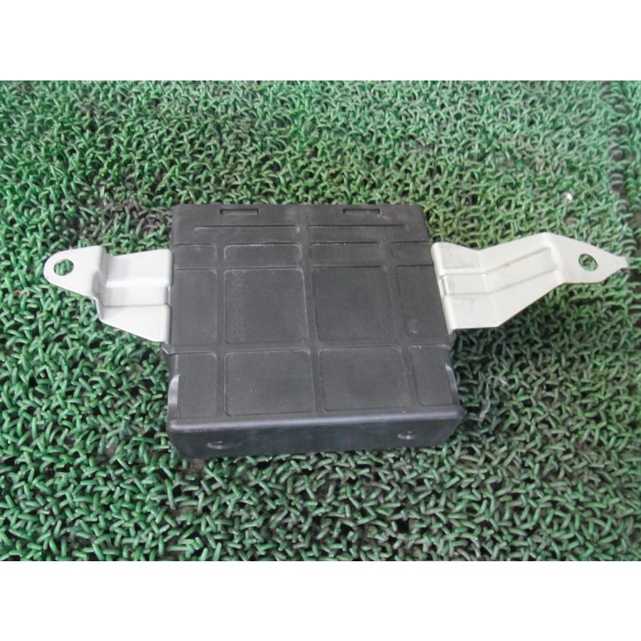 240920-B2 ミニキャブ U62T エンジンコンピューター ECU 1860A041 : 中古部品のカーマテ1号店 - 通販 - Yahoo!ショッピング