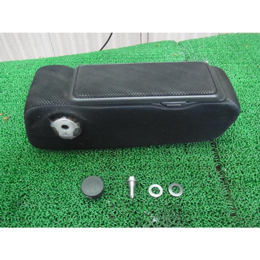 250722-G16 タントカスタムRS LA600S アームレスト 黒 : 中古部品のカーマテ1号店 - 通販 - Yahoo!ショッピング