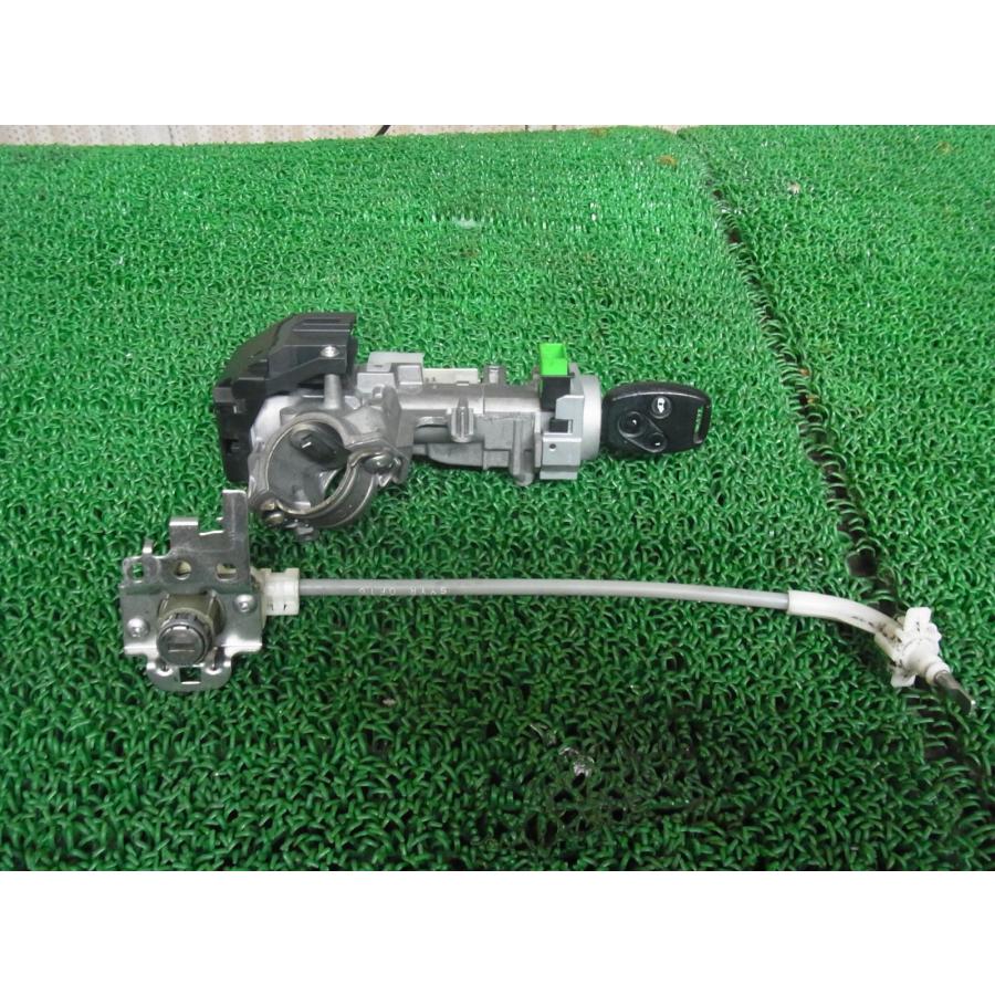 250730-G10 送料無料 フリード GB3 キーシリンダーセット : 中古部品のカーマテ1号店 - 通販 - Yahoo!ショッピング