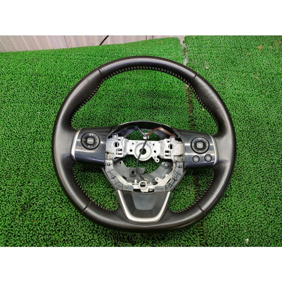 250818-WC2 シエンタ NSP170 純正レザーステアリング 白ステッチ : 中古部品のカーマテ1号店 - 通販 - Yahoo!ショッピング