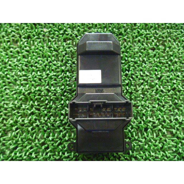 ゼスト DBA-JE1 パワーウインドウスイッチ :000001982361900:中古部品のカーマテ2号店 - 通販 - Yahoo!ショッピング