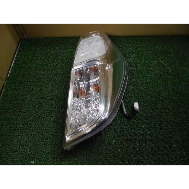 デイズルークス DBA-B21A 右テールランプ : 中古部品のカーマテ2号店 - 通販 - Yahoo!ショッピング