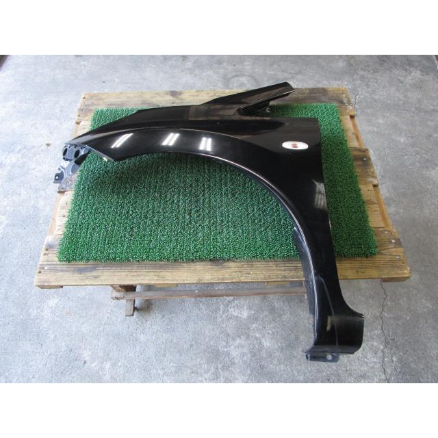 ノート DBA-E12 左Fフェンダー : 中古部品のカーマテ2号店 - 通販 - Yahoo!ショッピング