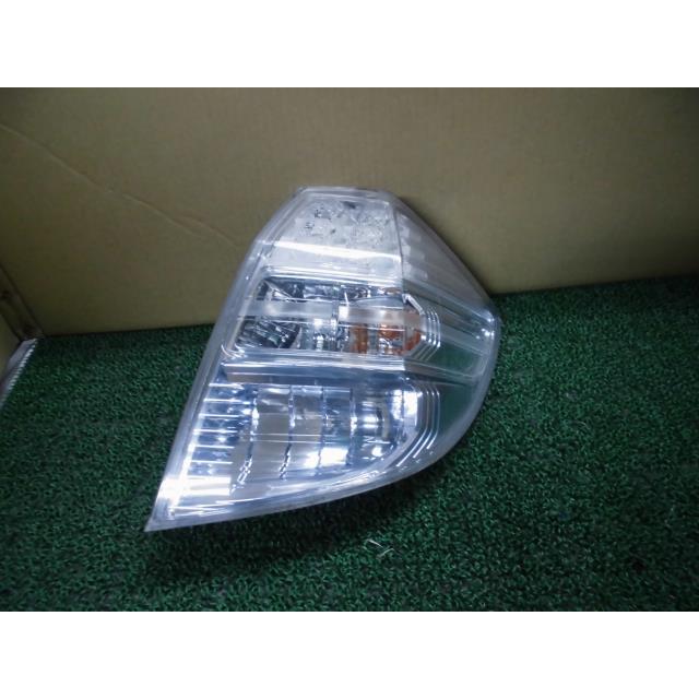 フィット DAA-GP1 右テールランプ : 中古部品のカーマテ2号店 - 通販 - Yahoo!ショッピング
