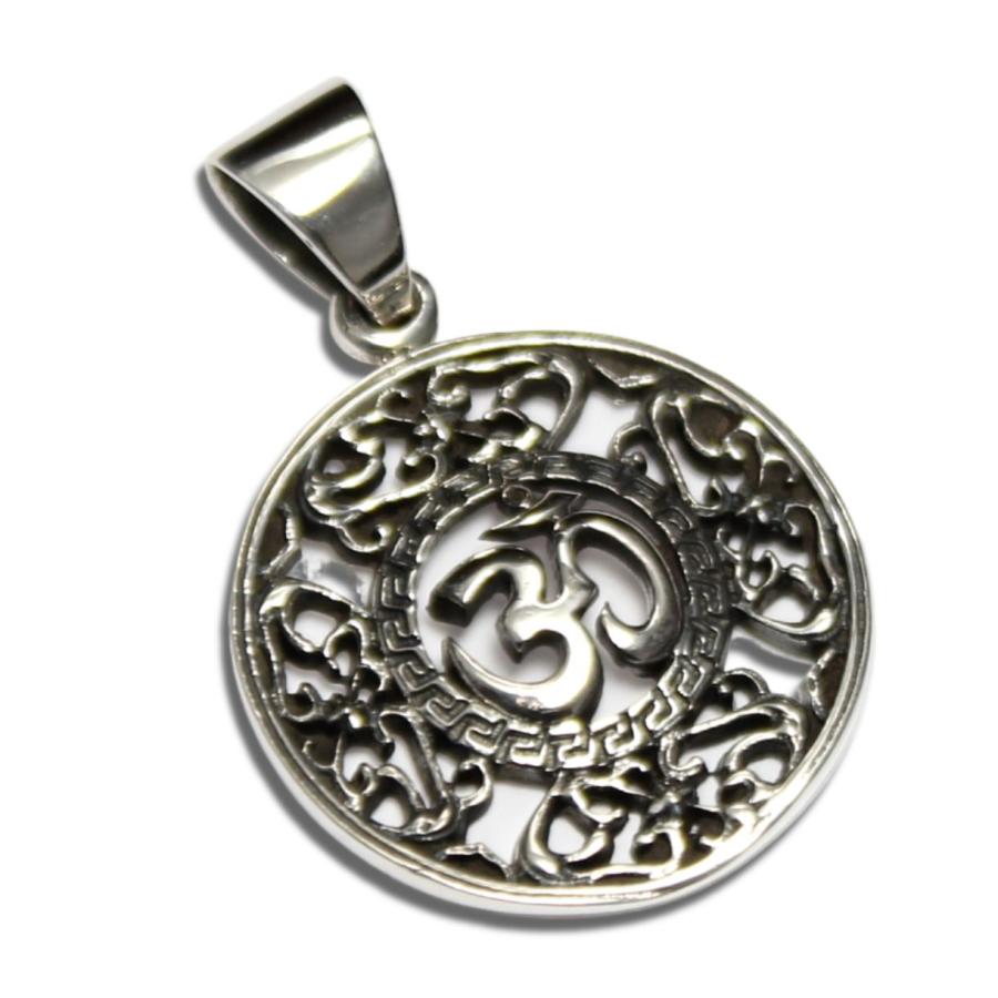 チベット OM オム 真言 マントラ ペンダントトップ ペントップ シルバーペンダント お守り 魔除け : カルメロヤフー店 - 通販 ...