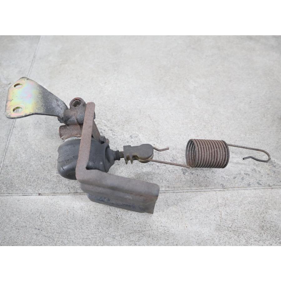 三菱 デリカ スペースギア PD6W プロポーションリングバルブ（ロード センシングバルブ） MB895790 PA4W PD4W PA5W PD8W PE8W 4WD : アップスYahoo ...