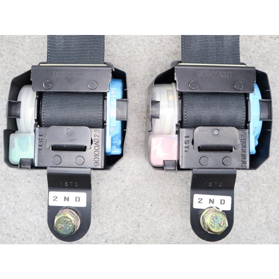 三菱 デリカ スペースギア PD6W 純正 2列目シートベルト 左右セット ブラック ※ PA4W PD8W PE8W シャモニー : アップスYahoo!ショップ - 通販 - Yahoo ...