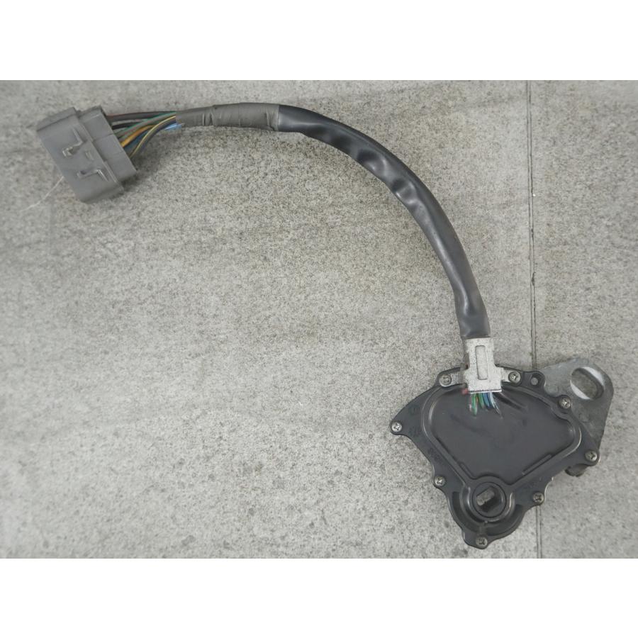 スズキ エブリィ DA64V インヒビタースイッチ 4WD 3速オートマ ※ 37720-78A01 エブリー/キャリィ DA62V ...