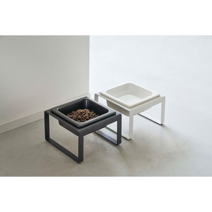 ペットフード入れ 正規品 TOWER タワー ペットフードボウルスタンド トール ペットボウル フードボウル 陶器 おしゃれ ペットフード容器 山崎実業 ブラック :22264:クラシモノ ...