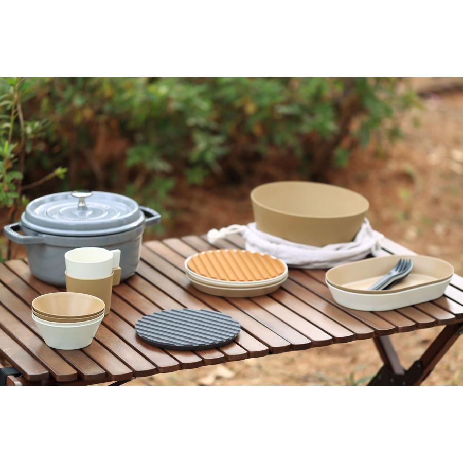 鍋敷き ideaco イデアコ usumono Trivet キャンプ アウトドア コンパクト 円形 丸型 食洗機可 鍋しき 正規品 オフブラック : クラシモノ CDF - 通販 ...