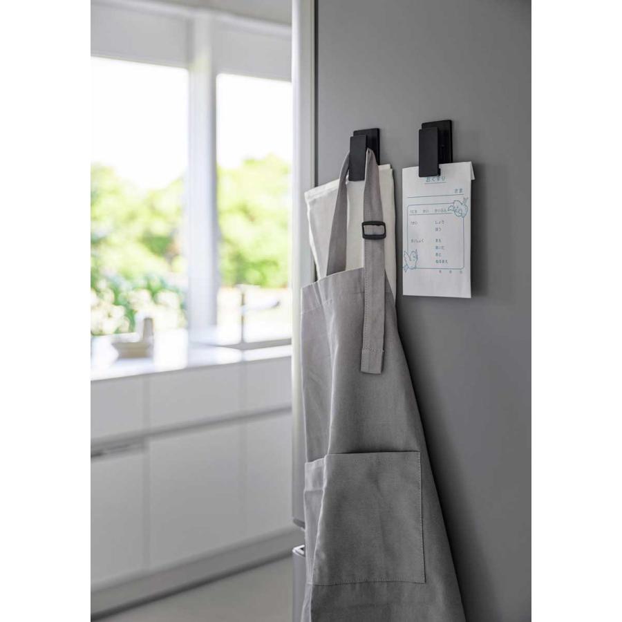 ふきん掛け 正規品 tower タワー マグネットクリップ 2個組 ゴム手袋 キッチン手袋 収納 フック 掛け ふきんハンガー 布巾掛け 山崎実業 ブラック :22982:クラシモノ CDF ...