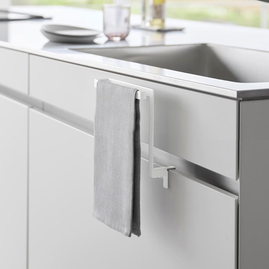 tower タオルハンガー タワー キッチンシンク下収納扉タオルハンガー H15 シンク下扉用 巻き込み防止 タオルバー タオル掛け 山崎実業 ホワイト : クラシモノ CDF - 通販 ...
