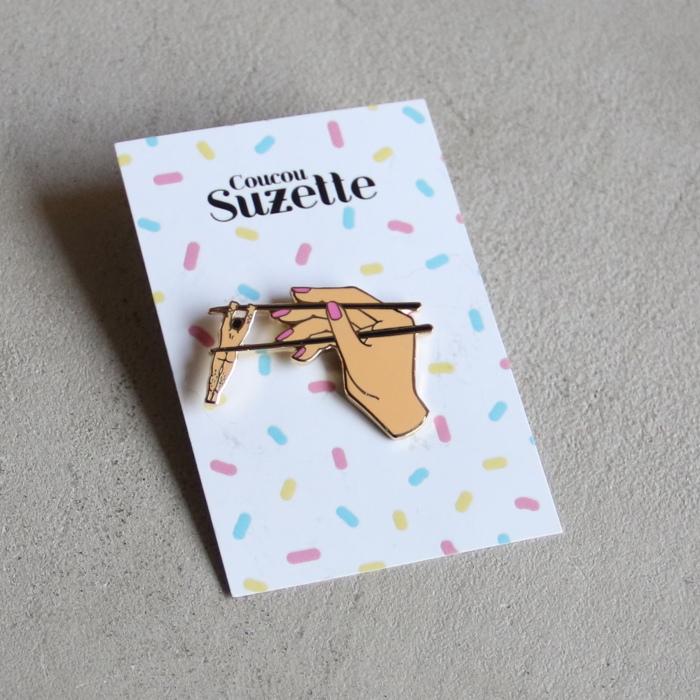 ククシュゼット 正規商品 ピンバッジ ブローチ かわいい おしゃれ フランス 個性的 Coucou Suzette ヤミー ピン Yummy