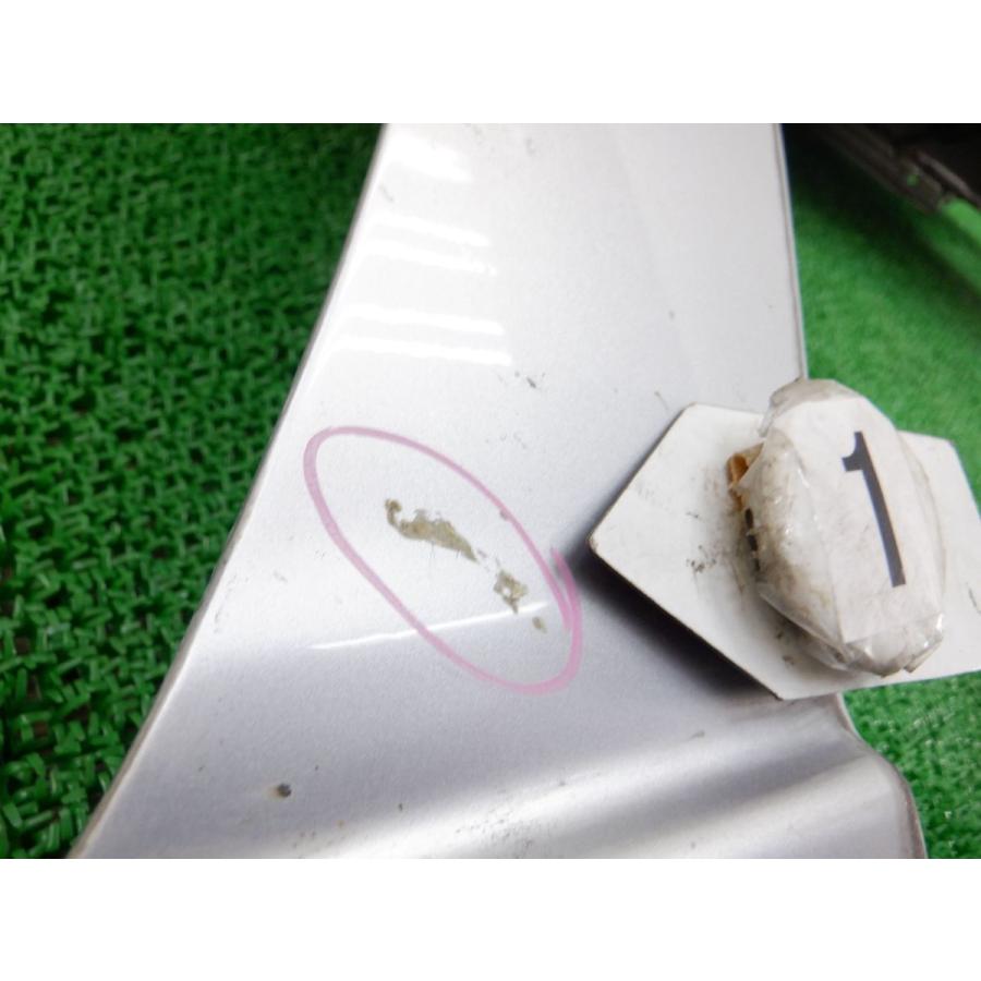 193366)平成13年 プレサージュ U30 フェンダー右 63100-AD030 KL0/プラチナシルバーメタリック :20401:中古パーツKOBE - 通販 - Yahoo!ショッピング