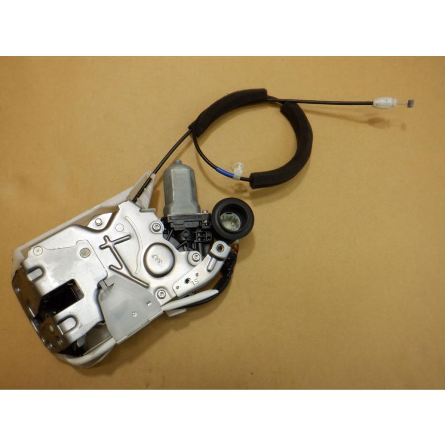 203289)平成25年 ランディ SC26 左スライドドアイージークロージャー : 中古パーツKOBE - 通販 - Yahoo!ショッピング