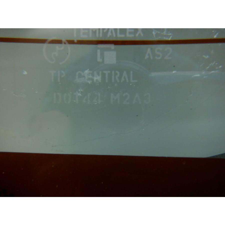 213097)平成17年 ファミリア BVFY11 バックドアー/リアゲート 1N38-62-020 QM1/ホワイト : 中古パーツKOBE ...