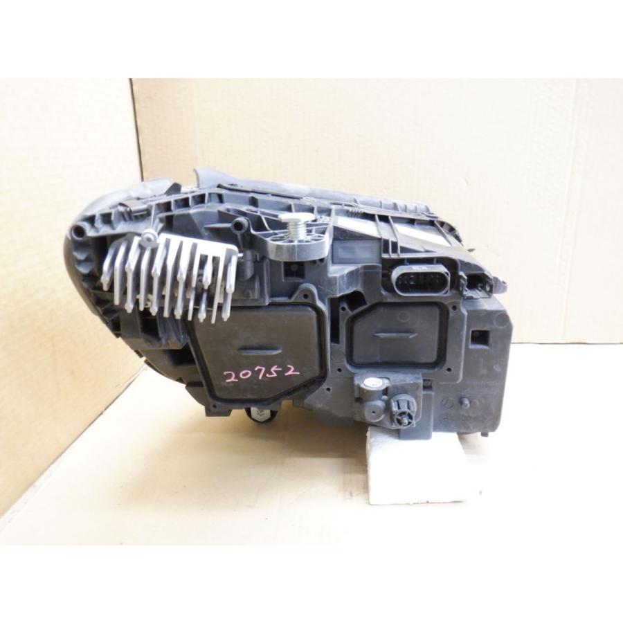 20752)平成29年 メルセデスベンツ Cクラス DBA-205040C ヘッドランプ左/ヘッドライト左 【参考品番】A2059067503 ...