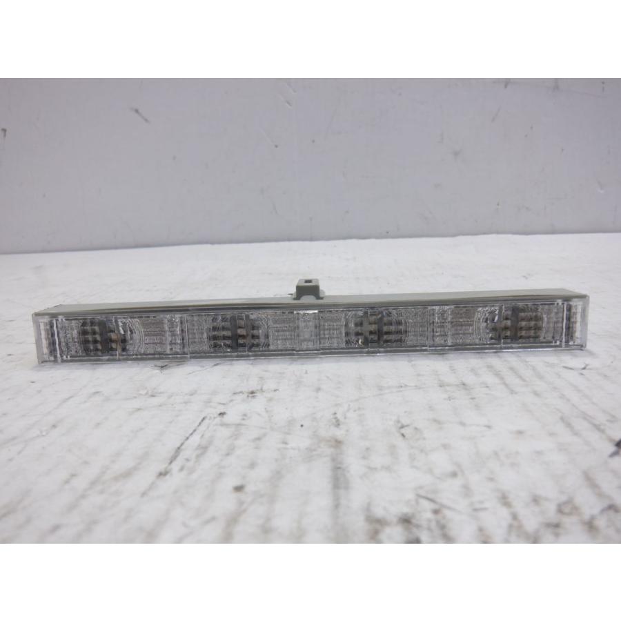 213398)平成25年 カムリ AVV50 ハイマウントストップランプ 81006-33030-C0 : 中古パーツKOBE - 通販 ...