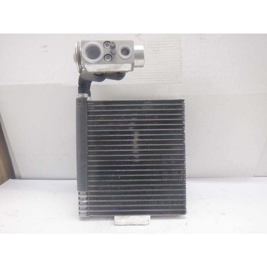 233125)平成23年 メルセデスベンツ Bクラス CBA-245232 エバポレーター ※走行距離：63,458km : 中古パーツ ...