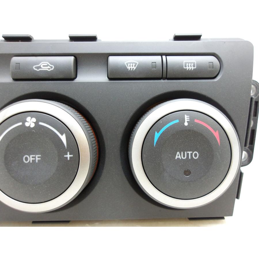253101)平成21年 アテンザ GHEFP エアコンパネル T100-58-17ZE ※走行距離：35,528km : 中古パーツKOBE - 通販 - Yahoo!ショッピング