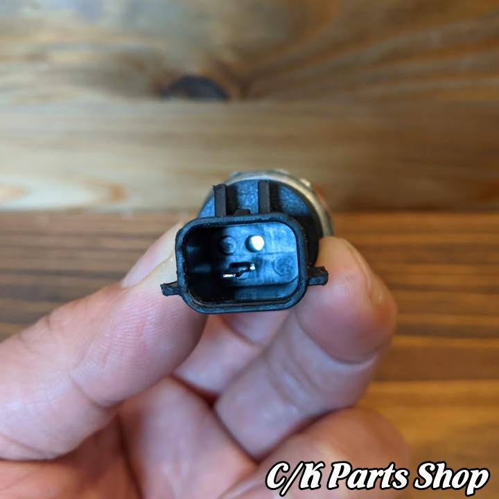 オイルプレッシャースイッチ STANDARD TJラングラー KKチェロキー コマンダー グラチェロ ナイトロ デュランゴ オイルプレッシャー ...