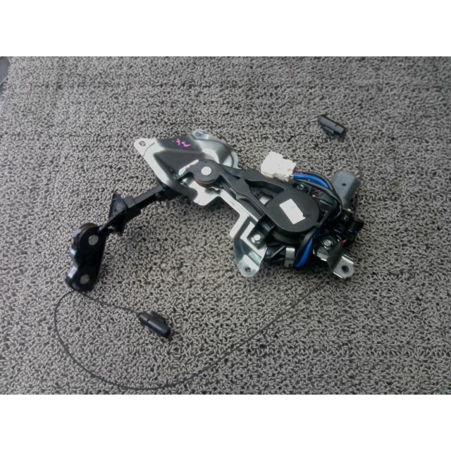 N-BOX DBA-JF1 左パワースライドドアモーター カスタムG 72050-TY0-901 : 近松商会 - 通販 - Yahoo!ショッピング