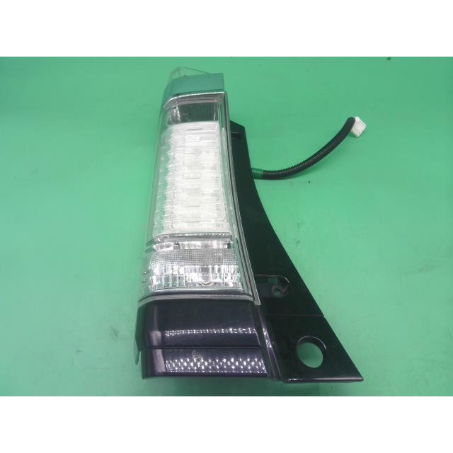 N-BOX N−BOX DBA-JF1 左テールランプ D106 33551-TY0-J51 : 近松商会 - 通販 - Yahoo!ショッピング