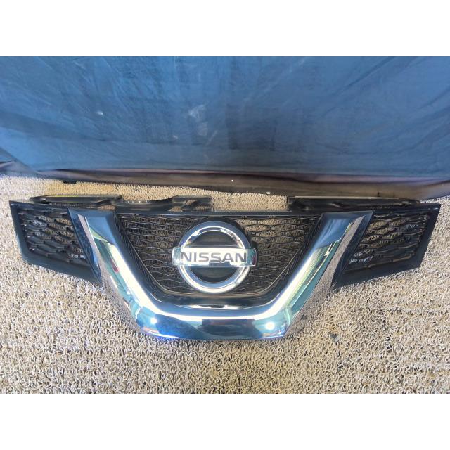 エクストレイル DBA-NT32 フロント グリル 20X 4WD 5人 AX6 62310-4CE1A : 近松商会 - 通販 ...