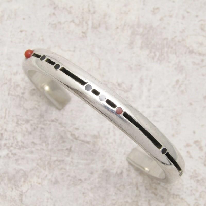 Ernest Benally ナバホ族 バングル コーラル ブレスレット アーネストベナリー インディアンジュエリー 中古 28001467 ...