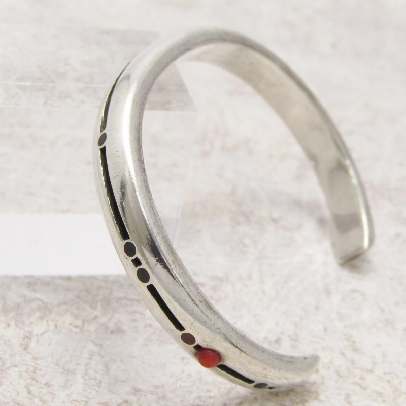 Ernest Benally ナバホ族 バングル コーラル ブレスレット アーネストベナリー インディアンジュエリー 中古 28001467 ...