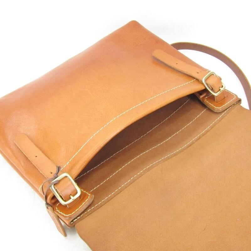 HERZ ヘルツ 半かぶせ ショルダーバッグ CK-4 Sサイズ レザー フラップ メッセンジャーバッグ キャメル 30011856 : クラシック - 通販 - Yahoo!ショッピング