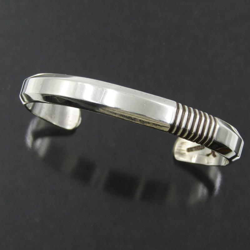 良品 Cippy Crazy Horse コチティ族 バングル スタンプ ライン シッピークレイジーホース 80002767 : ...