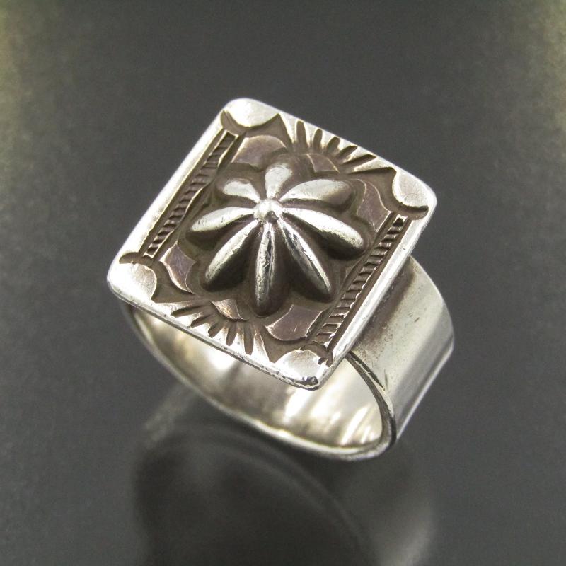 Edison Sandy Smith ナバホ族 リング リポウズ エディソンサンディスミス スタンプ アポロ 15号 80006476 ...