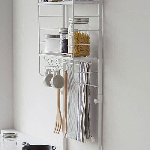 平安伸銅工業 SPLUCE 突っ張りキッチンラック スリムポールラック ハンガーset M ホワイト SPL-2WH つっぱり キッチン 収納 棚 伸縮☆★ : cocoatta - 通販 ...