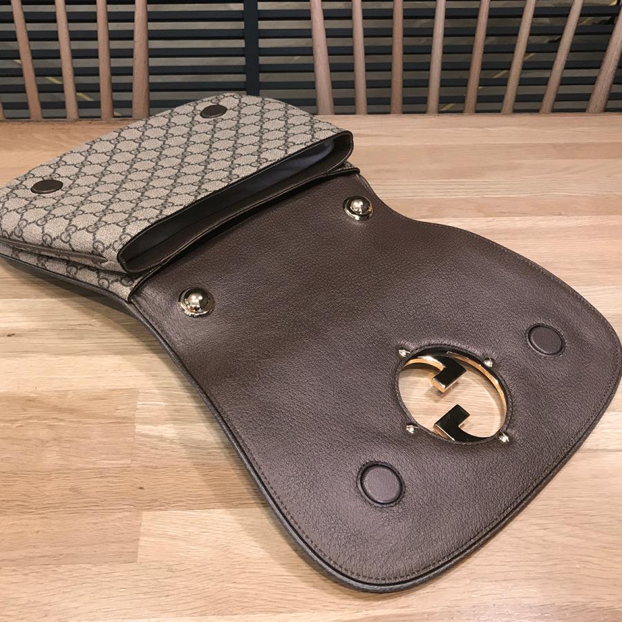 GUCCI 【新品同様】グッチ GGスプリーム ブロンディ ミディアム ショルダーバッグ 699210 ウェブストライプ 09990 ...