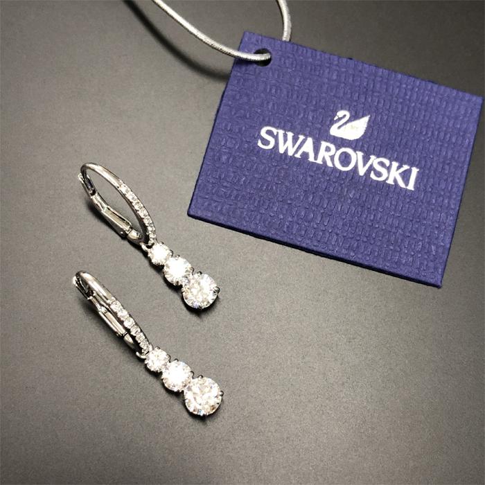 スワロフスキー SWAROVSKI ネックレス Attract Trilogy アトラクト トリロジー アクセサリー 5414970 ブランド ...