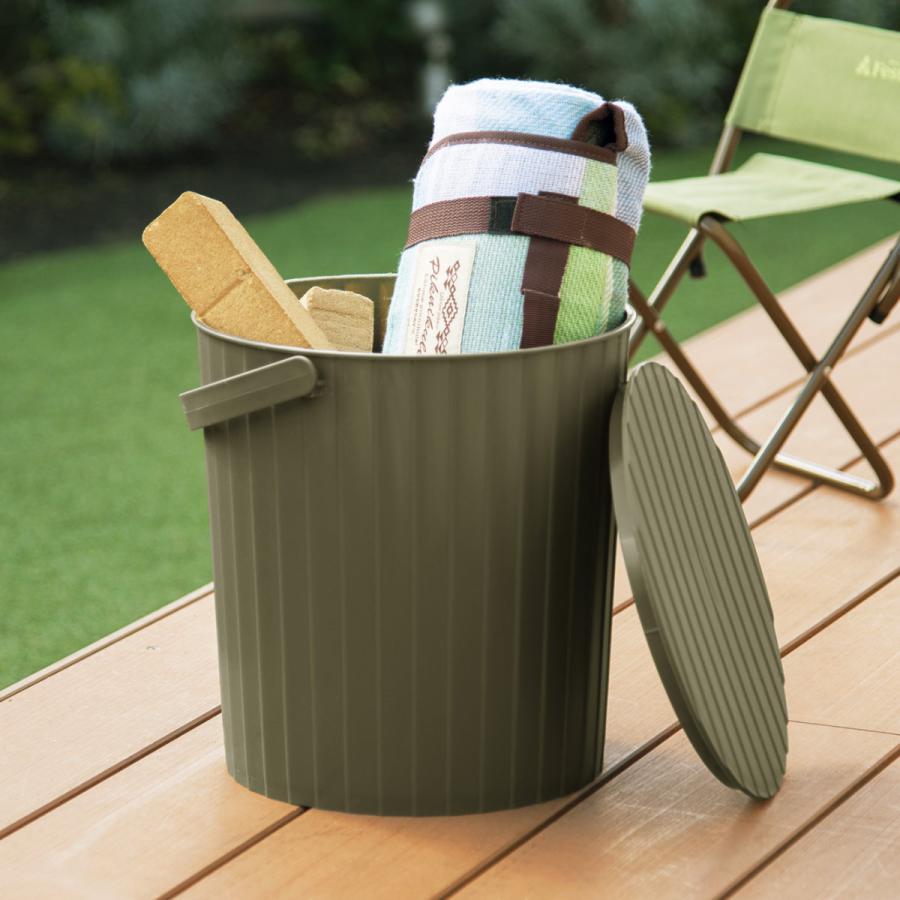 TONBO（新輝合成） バケツ 15L 座れるマルチバケット （ ばけつ ふた付き ツールボックス 収納 スツール 掃除 持ち手付き ） : お弁当グッズのカラフルボックス - 通販 ...