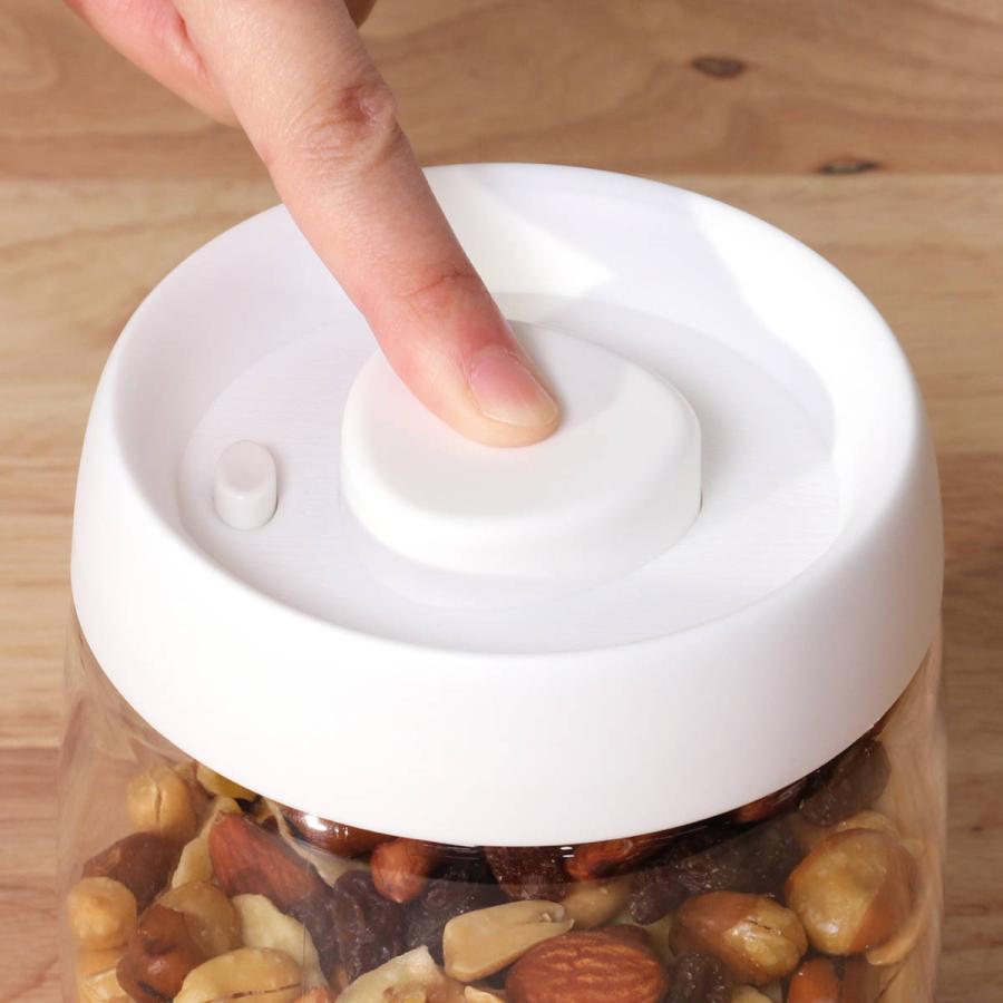 保存容器 800ml PUSH 空気が抜けるキャニスター （ 真空 密閉 プラスチック 真空キャニスター 密閉容器 保存 容器 ） :461026:お弁当グッズのカラフルボックス - 通販 ...
