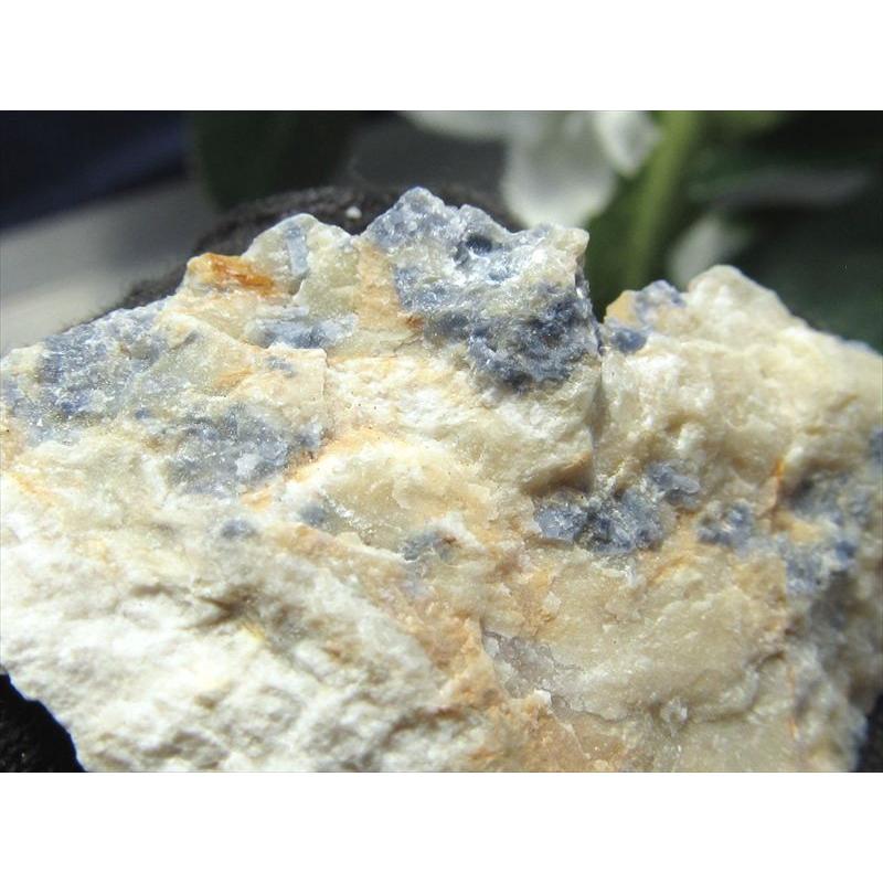 希少 国産原石 コランダム 原石 約5g-10g 1個売り 白地に青斑点 大自然の力強さを感じる美しさ 広島県庄原市川北町勝光山産 パワーストーン 天然石 : パワーストーン 天然石 ...