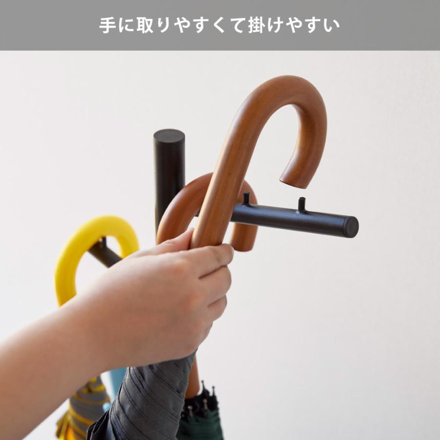 山崎実業 タワー ハンギング傘立て ホワイト 4516 ブラック 4517 yamazaki tower 傘 アンブレラスタンド 収納 傘立て スリム 省スペース : クッキングクロッカ ...