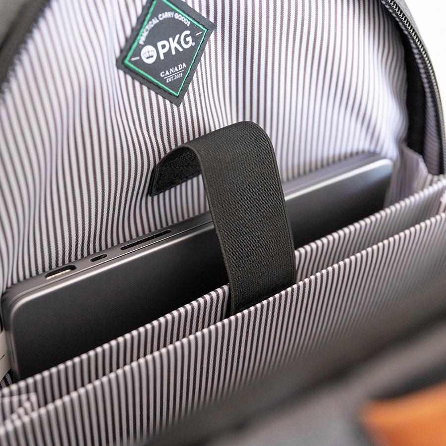 PKG OUTPOST II バックパック/ダークグレー メンズ DG01TN【選べるノベルティ付】 : クールキャット Yahoo!ショップ - 通販 - Yahoo!ショッピング