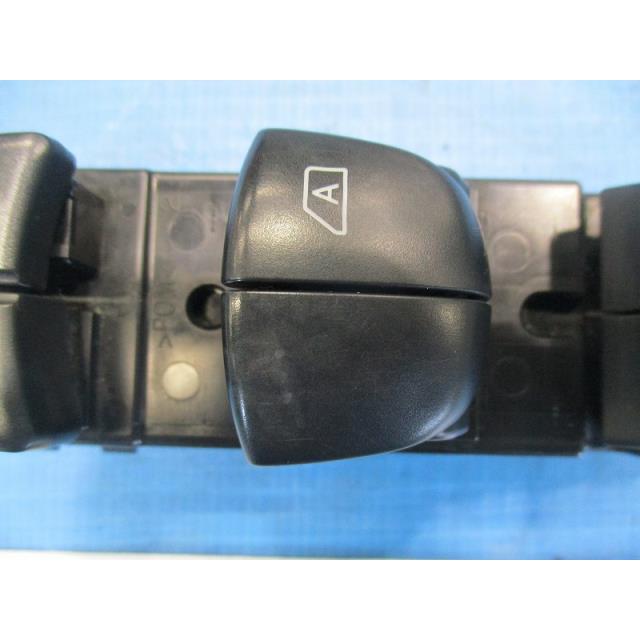 リーフ リーフ ZAA-ZE0 パワーウインドウスイッチ NO.271598 【個人宅送料別途加算・Sサイズ】 : 中古パーツ.com - 通販 - Yahoo!ショッピング