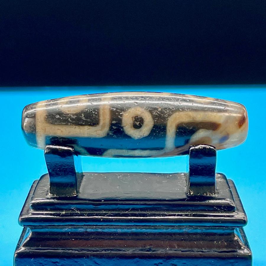 九眼天珠 原石 s830 老礦天珠 ジービーズ 天眼 チベット瑪瑙 本物天珠 : クロコトライド - 通販 - Yahoo!ショッピング