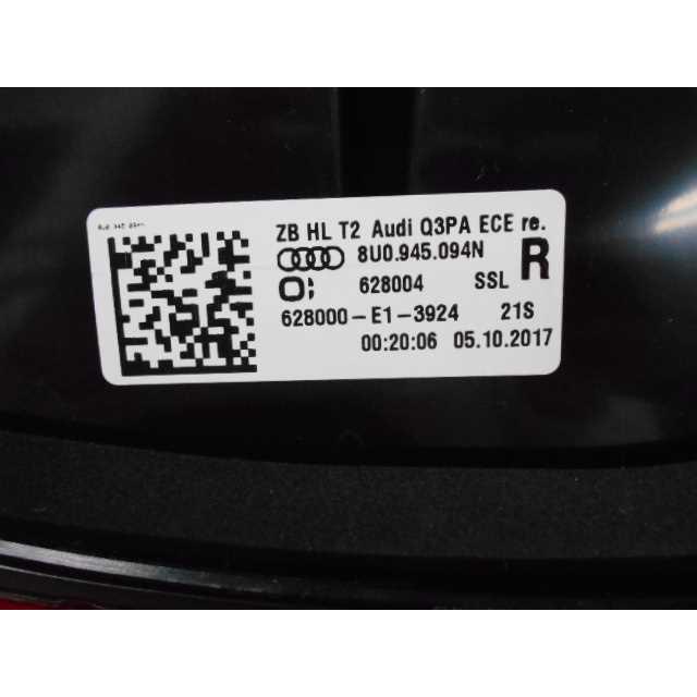 アウディ Q3 ABA-8UCZD 右テールランプ 8U0 945 094N 316942 : クラウン2号店 - 通販 - Yahoo!ショッピング