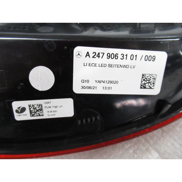 ベンツ GLAクラス 3DA-247713M 左テールランプ A2479063101 327564 : クラウン2号店 - 通販 ...
