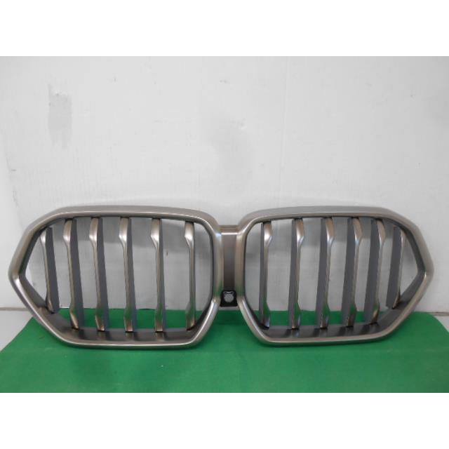 BMW X6 GT30 ラジエータグリル 51138494885 327712 : クラウン2号店 - 通販 - Yahoo!ショッピング