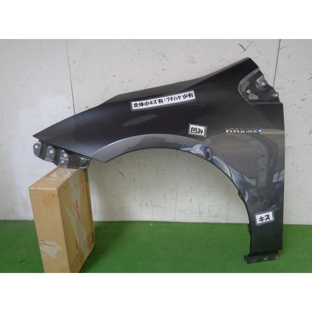 プリウス DAA-ZVW50 左Fフェンダー 53802-47100 340574 : クラウン2号店 - 通販 - Yahoo!ショッピング