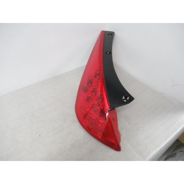 フェアレディ フェアレディZ CBA-Z33 左テールランプ 26555-CF50B 342369 : クラウン2号店 - 通販 ...
